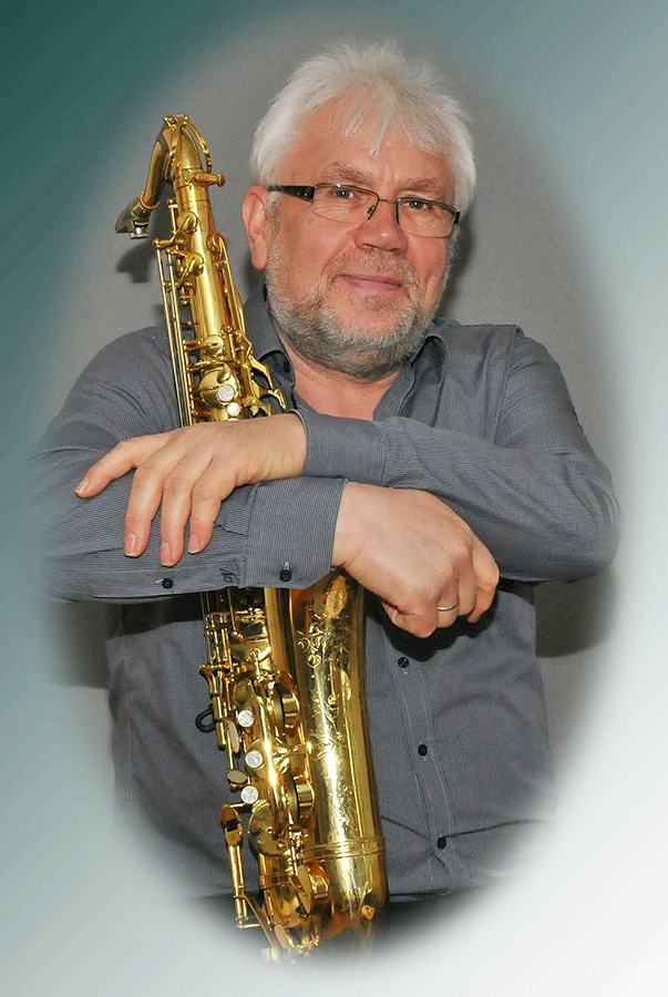 Lesung mit Ilka Silbermann aus "Eigentlich Prinzessin" - Musik: Werner ...